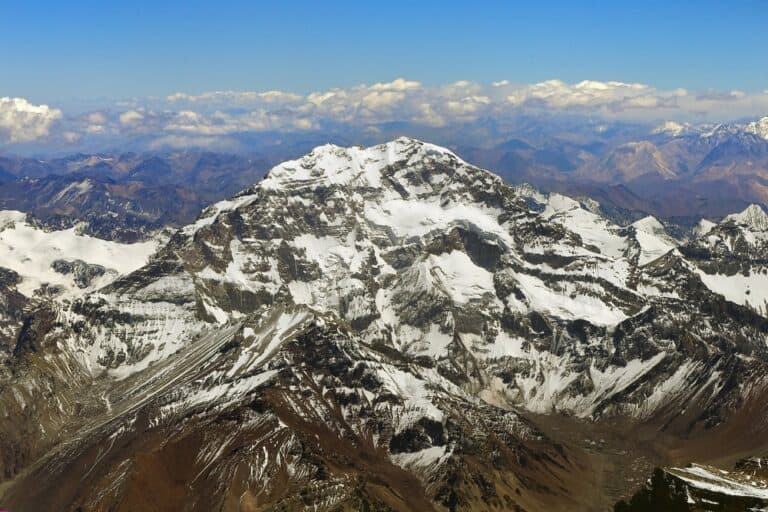 The World's 25 Most Famous Mountains By Continent (With Photos ...