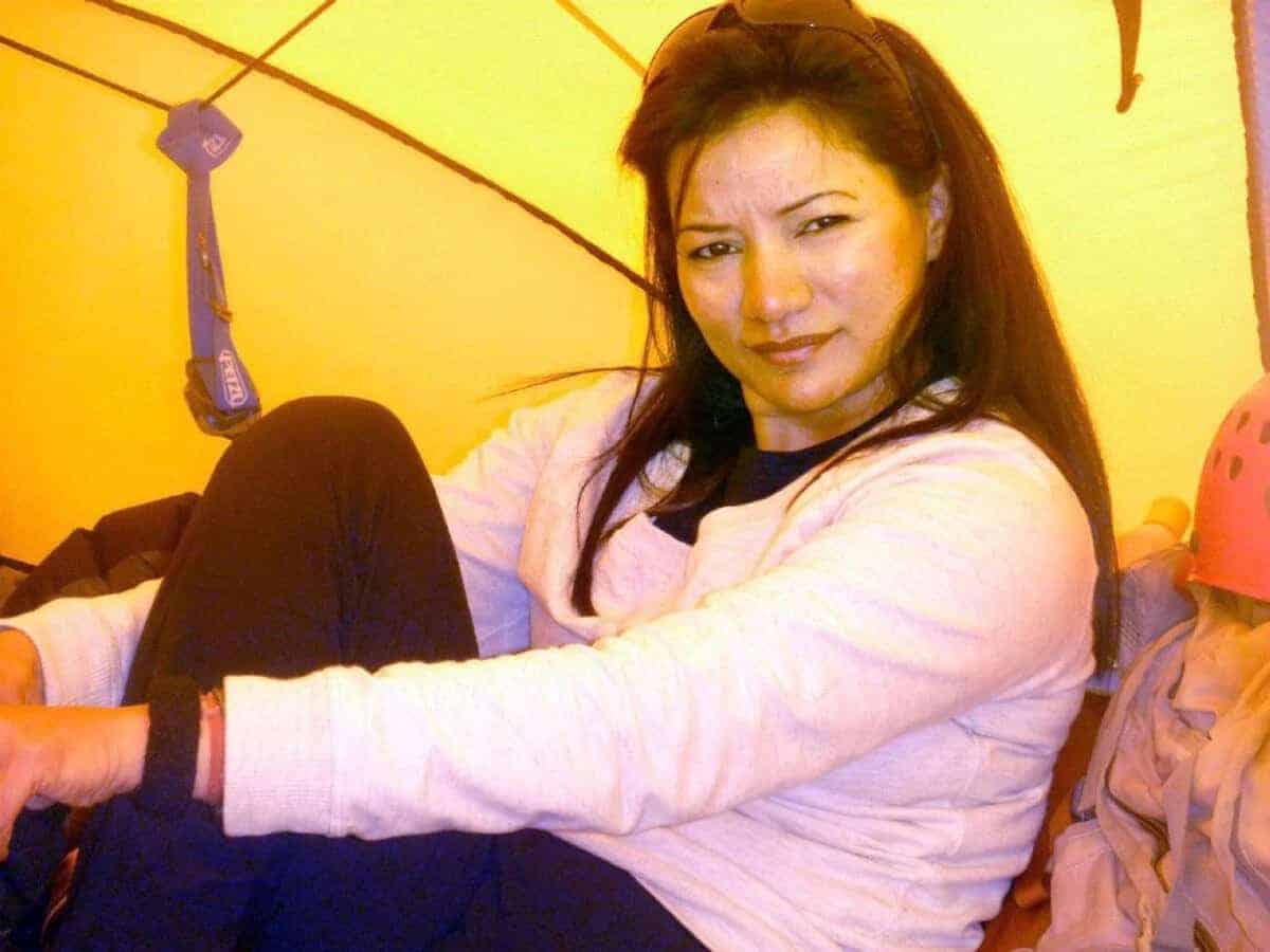 Shriya Shah-Klorfine on Mount Everest (Who Was She & How Did She Die ...